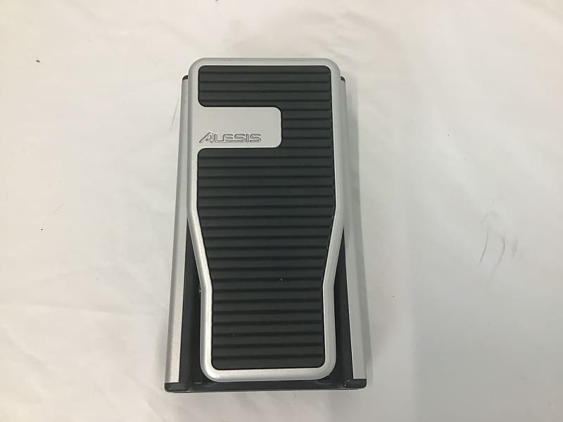 Used Alesis F2 Guitar Effects Other | Reverb