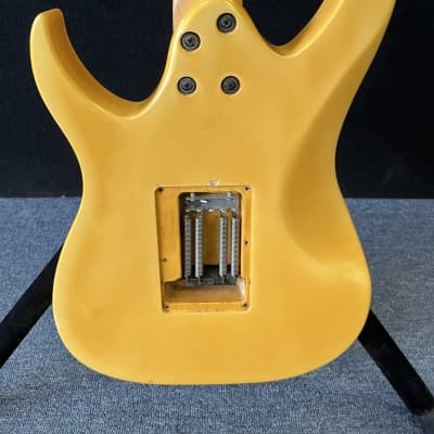 Heartfield by Fender Talon Guitar 1991 MIJ Yellow Floyd Rose | Reverb