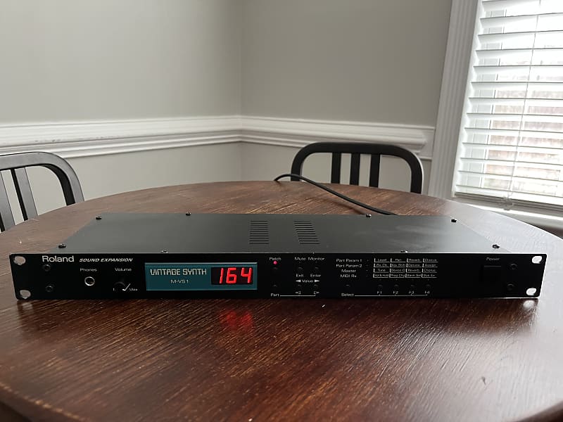 Roland Vintage Synth M-vs1 | Reverb