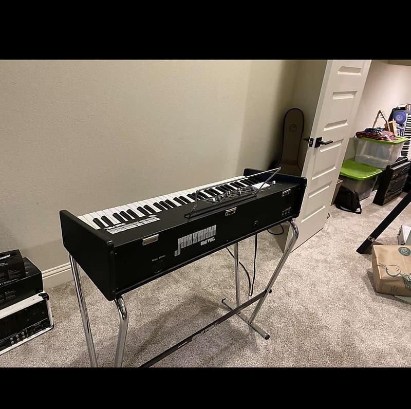 Univox JM15 1972 - Black synth | Reverb