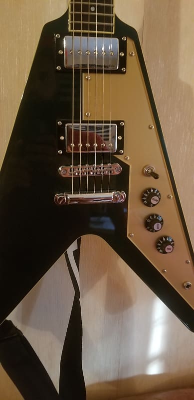 Pure Salem Bruiser Flying V Green Sparkle | Reverb