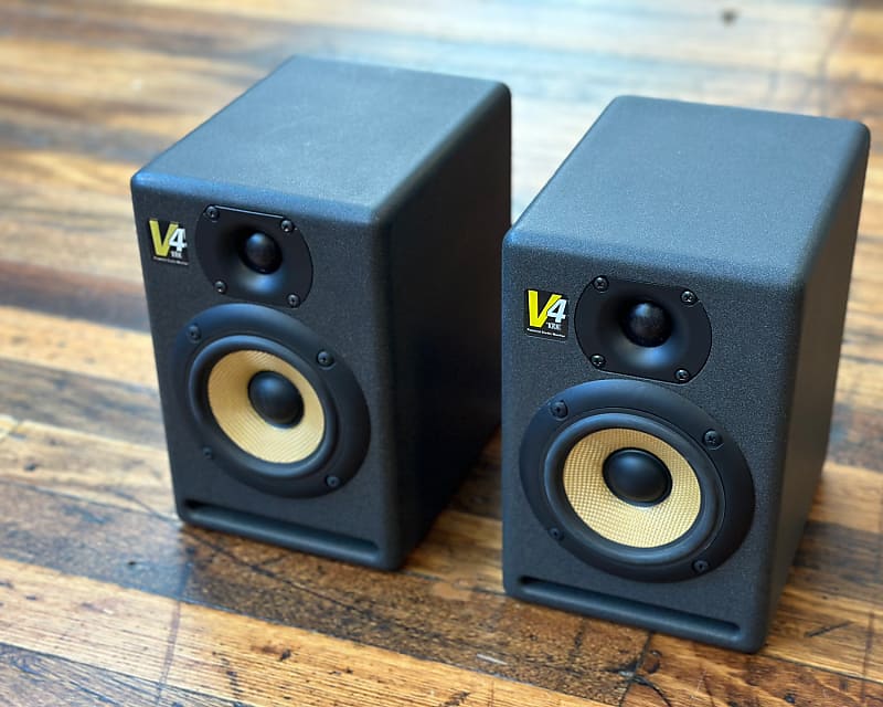 KRK V-4 (pair) | Reverb