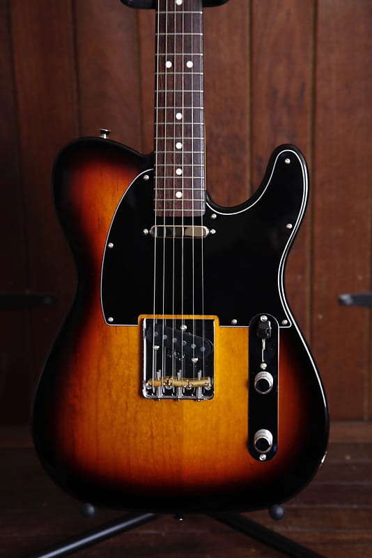 Fender Hybrid II Telecaster Guitar Made in Japan Sunburst | Reverb