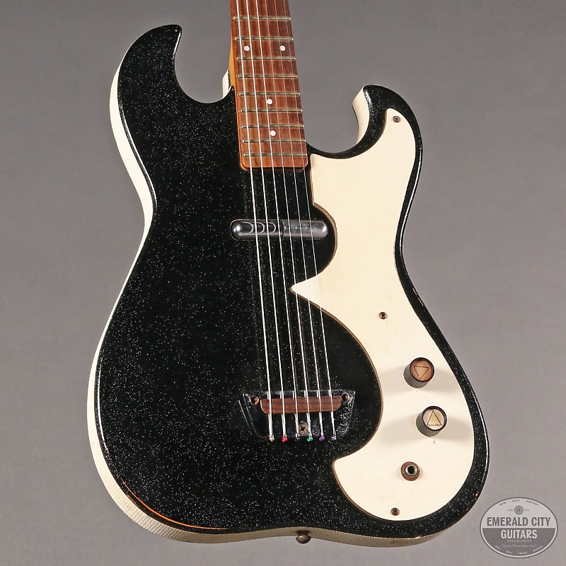 1960s Silvertone Model 1448 Guitar & Amplifier | Reverb UK