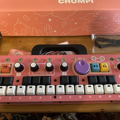 CHOMPI Limited Edition Pink & Gold 2023 - Pink & gold | Reverb