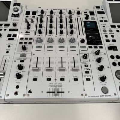 Pioneer DJ CDJ-3000 and DJM-900NXS2 - Limited White Edition | Reverb