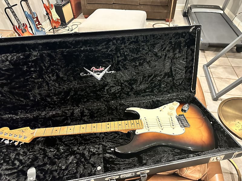 Fender Stratocaster -Thin Skin two tone sunburst | Reverb