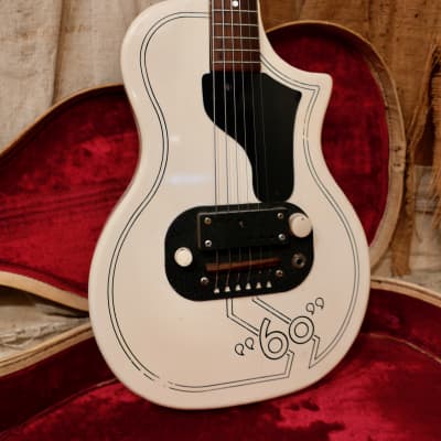 Supro "60" Ozark 1957 - White | Reverb