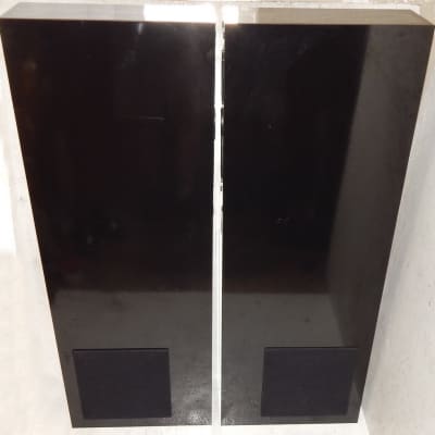 NHT VT-2.4 tower speakers with front grilles | Reverb