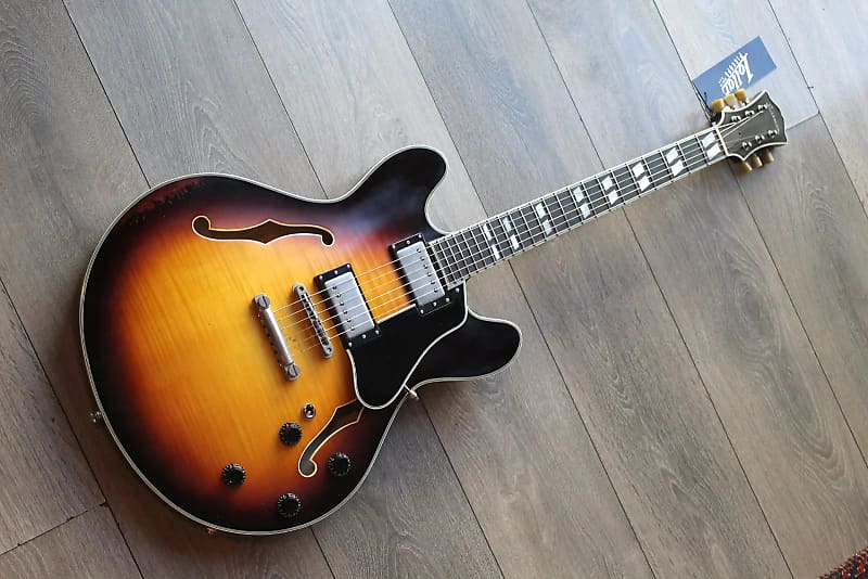 EASTMAN T59/v Antique Varnish Sunburst with Lollar | Reverb Canada