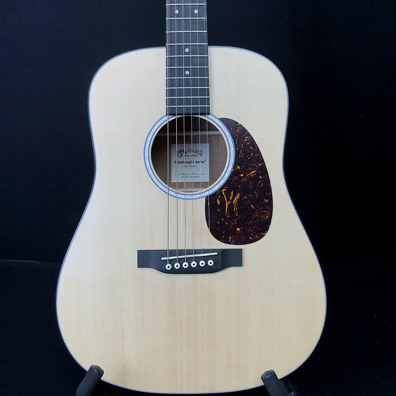 Martin D-Jr 10 | Reverb