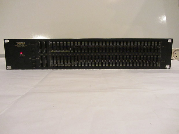 Yamaha Graphic Equalizer model Q2031 90'S Black | Reverb
