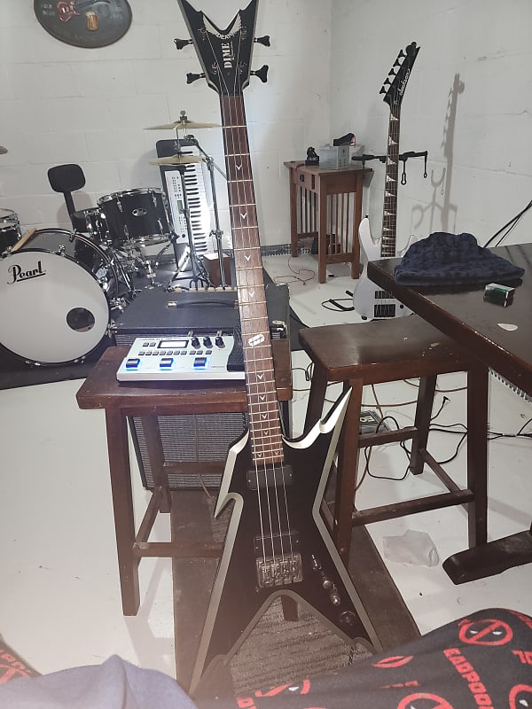 Dean Razorback 4 string 2000-2010 - Black and silver finish | Reverb