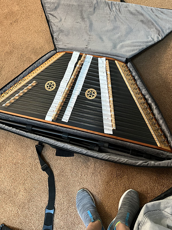 Dusty Strings Chromatic hammered Dulcimer in beautiful | Reverb