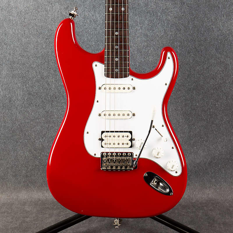 Squier Stratocaster HSS - Made in Japan - Red - 2nd Hand | Reverb
