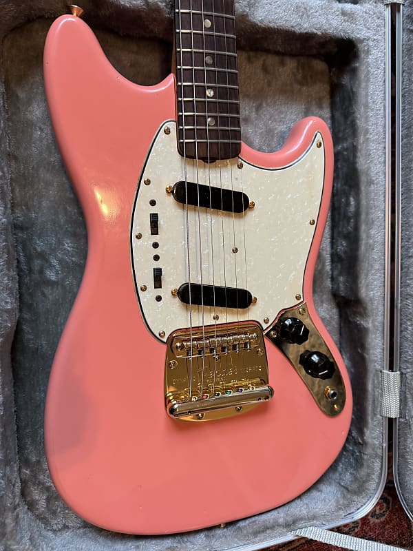 Fender Mustang 1965 - Shell Pink | Reverb