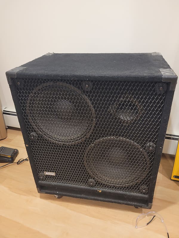 Avatar B212 | Reverb