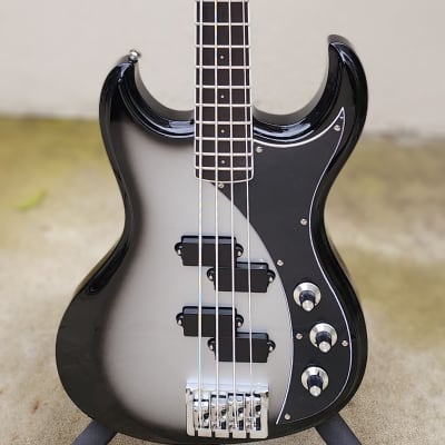 Dunable Guitars R2 DE Bass - Silverburst | Reverb
