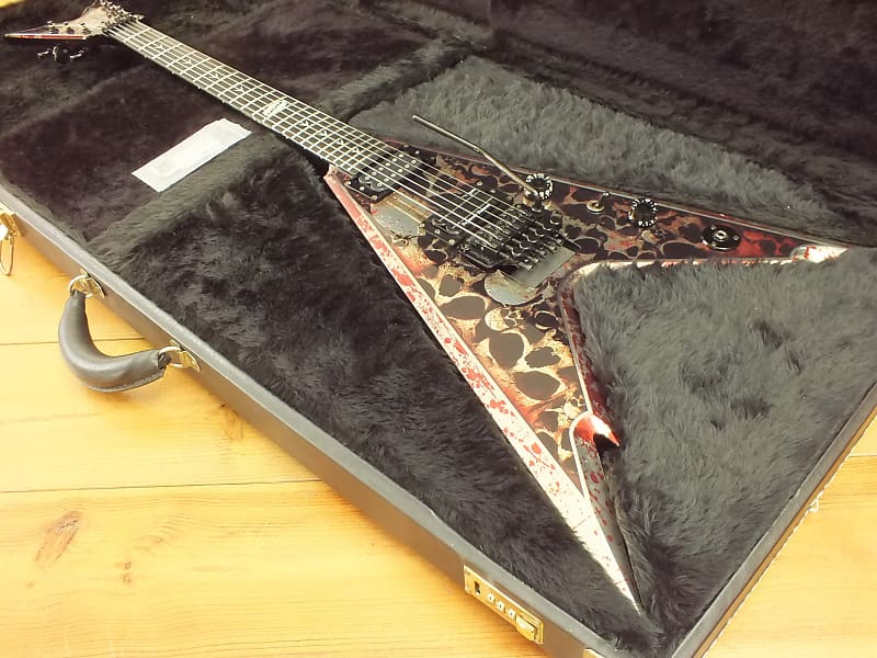 Dean Razorback V Skulls USA Custom Shop signed by Dean | Reverb