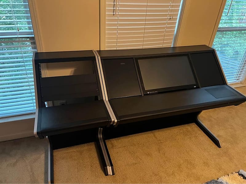 RAVEN MTi2 Multi-Touch Console + CORE Audio Station | Reverb