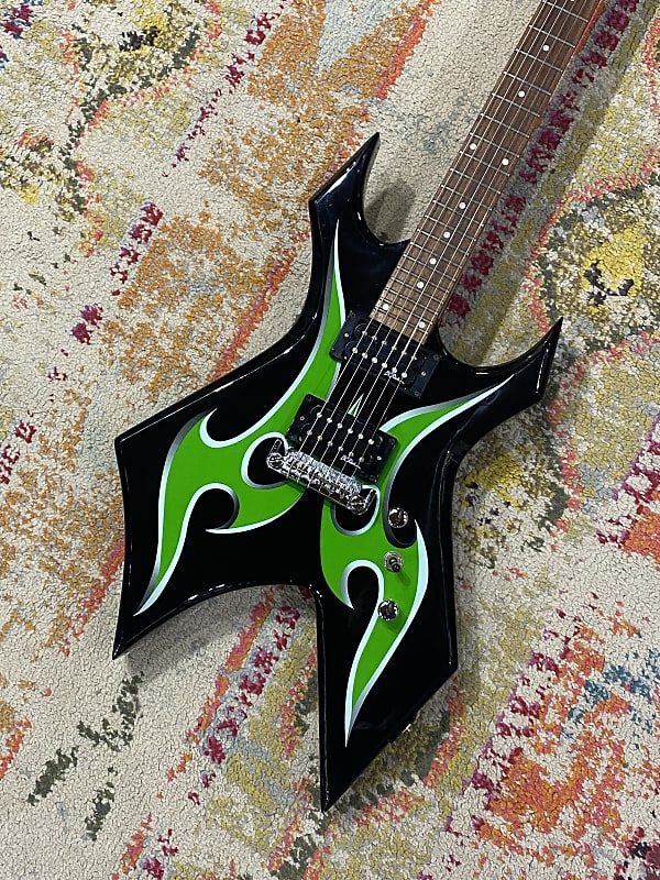BC Rich Bronze Series Warlock Silver/Green Tribal Graphic | Reverb