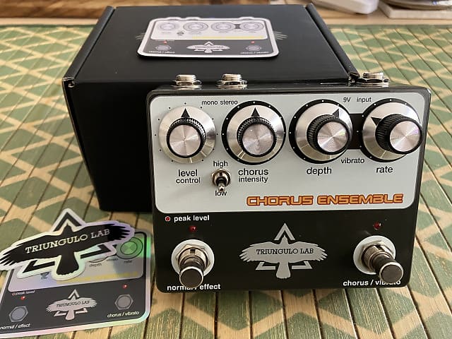 Triungulo Lab Chorus Ensemble | Reverb