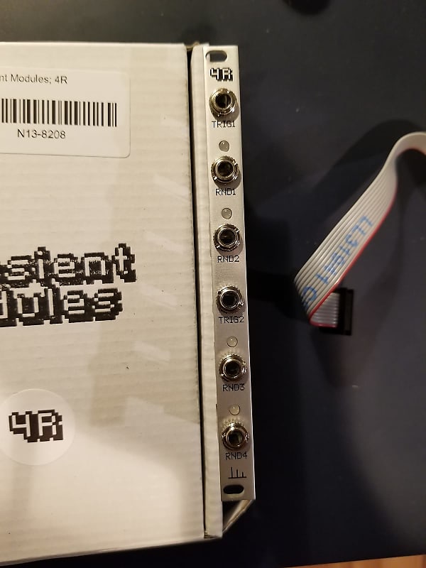 Transient Modules 4R quad random voltage 2hp — international | Reverb