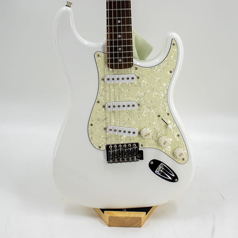 Used Squier Strat in White | Reverb