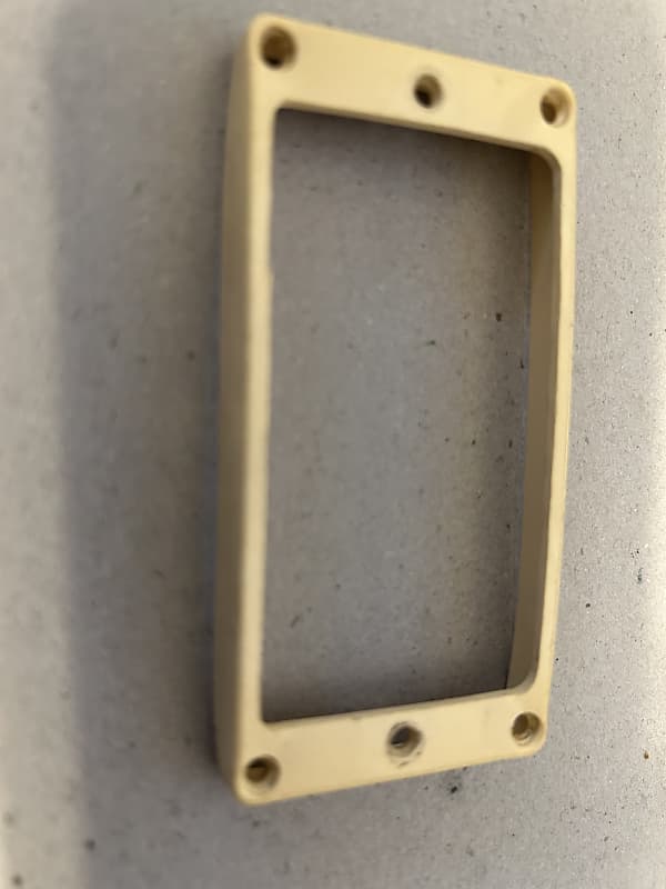 Gibson pickup ring M8 593 70-596 70s - Cream worn | Reverb Canada