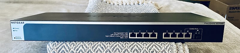 Netgear XS708E - ProSafe Plus 8-Ports 10-Gigabit Twisted Pair | Reverb