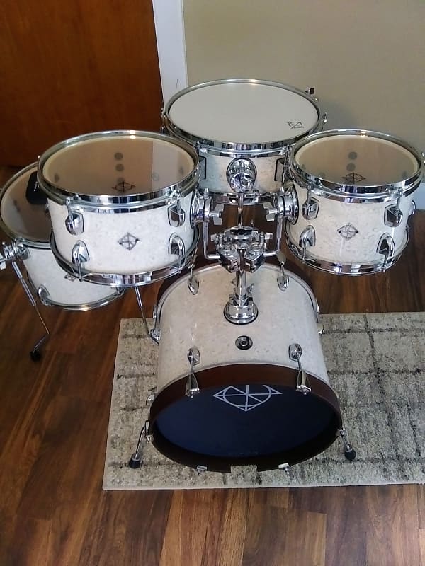 Dixon Jet Set Plus, Convertable 5-pc Drums, Shell Pack In Sub | Reverb
