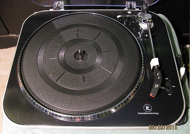 IT: Innovative Technology ITUT-400 USB Turntable | Reverb