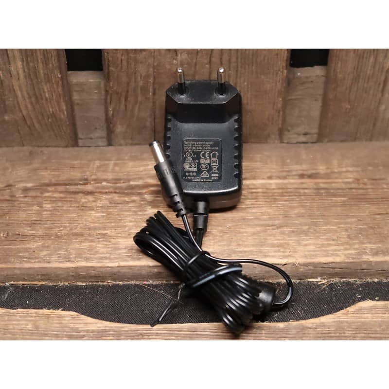 Generic 9 volt power supply 1000mA | Reverb