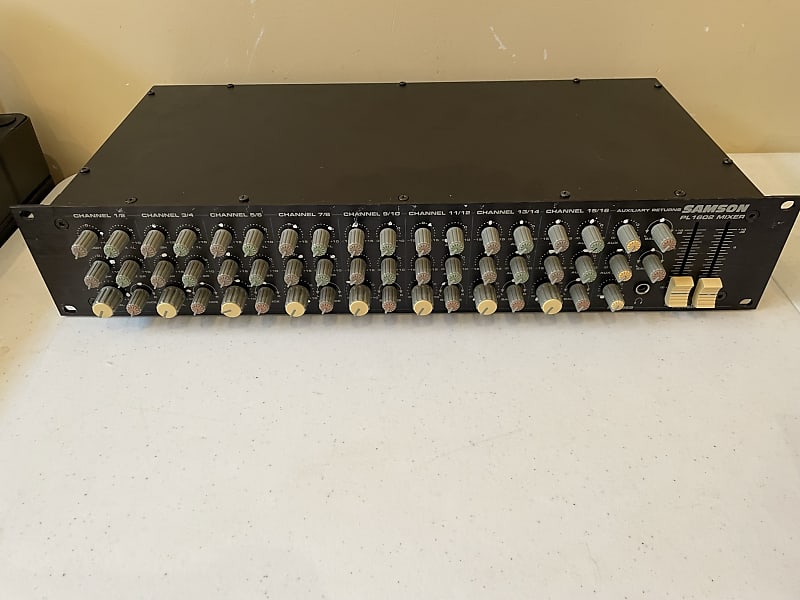 Samson PL1602 16-Channel Line Mixer - Mint | Reverb