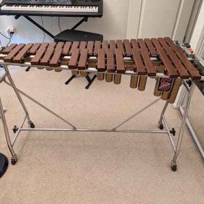 Saito Wooden Xylophone ( Marimba ) with Resonators, comes | Reverb