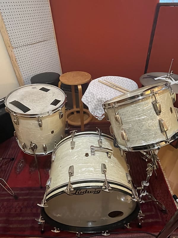 Ludwig WFL White Oyster Pearl Drum Kit 22 13 16 | Reverb