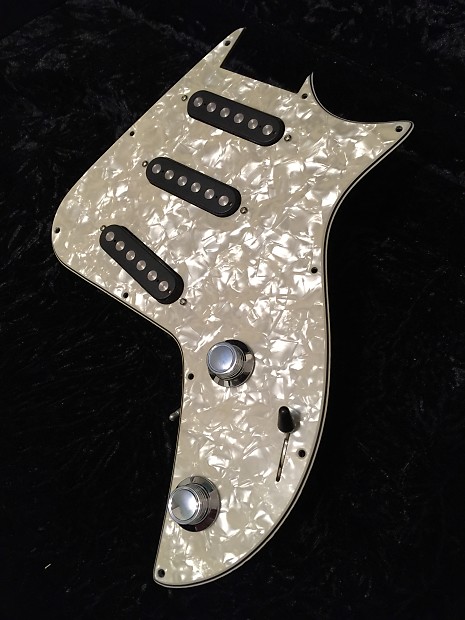 Taylor SB1-X Loaded Pickguard SSS | Reverb
