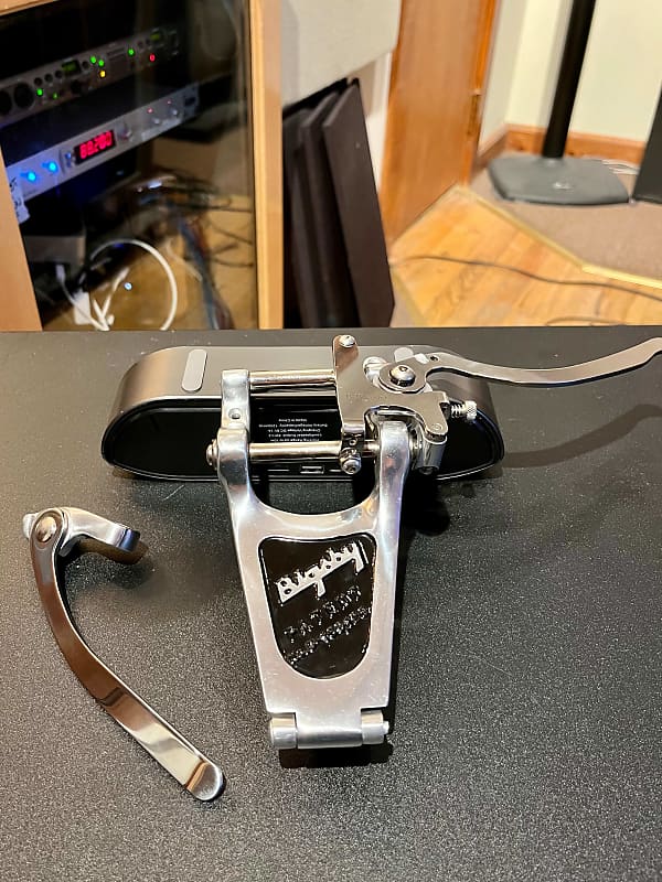 Bigsby Model B70 Vibrato Tailpiece PLUS a B-Blender | Reverb