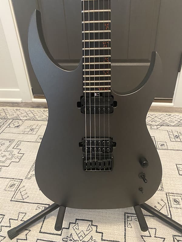 Schecter KM-6 MK 111 standard Seymour Duncan Invader bridge | Reverb