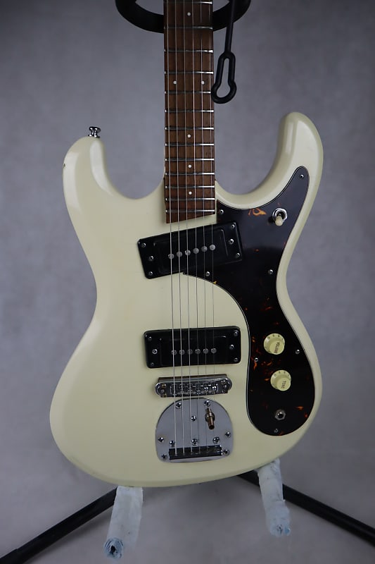 Guyatone LG-127T 1969 - White Mosrite Ventures Model Copy P90 | Reverb