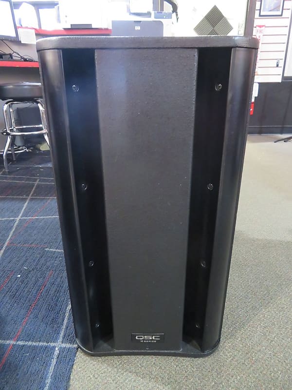 QSC KSUB 1000W Subwoofer Subwoofer (Jacksonville, FL) | Reverb