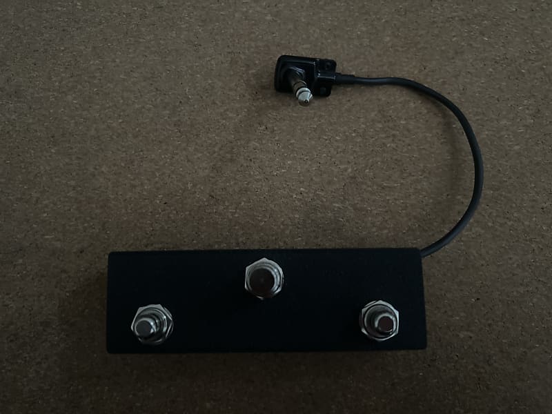 Custom 3 button Aux Switch | Reverb