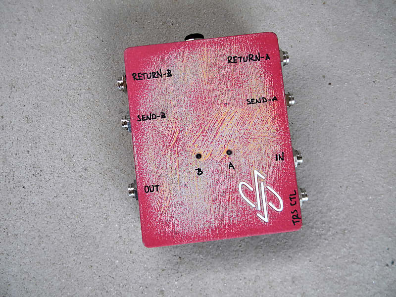 dpFX Pedals - Dual Loop Box, externally controlled | Reverb Australia