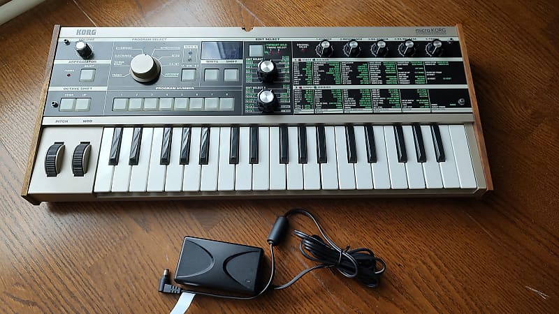 Korg MicroKORG 37-Key Synthesizer | Reverb