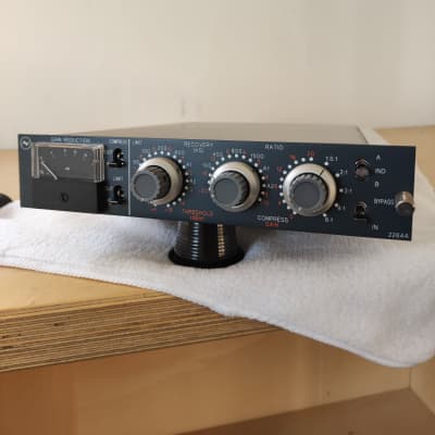 AMS Neve 2264A - Compressor - Limiter | Reverb