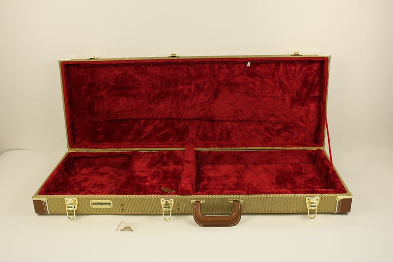 Road Runner Case for Fender Stratocaster/Telecaster Tweed | Reverb
