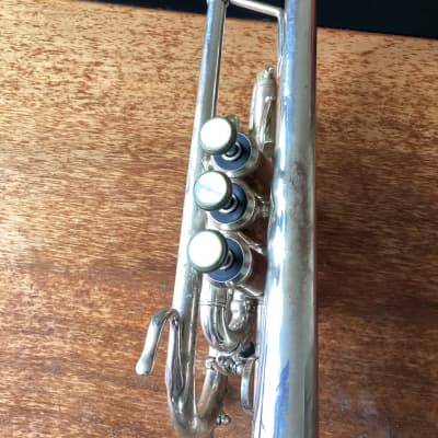 Vincent Bach Long model CORNET 1980s - Silver | Reverb UK