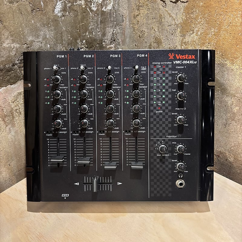 Vestax VMC-004XLu - Black | Reverb