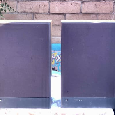 JBL 82T 8” 2 Way Loudspeakers. 8 Ohms 12 JBL 82T 8” 2 Way | Reverb