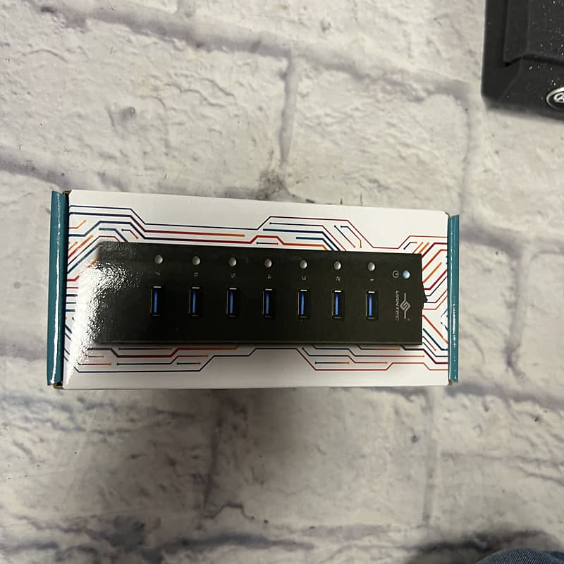 Vantec 7 Port USB 3.0 Hub | Reverb